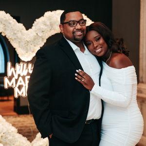 Akiah Singfield and Hiram Holloway's Wedding Registry on Zola