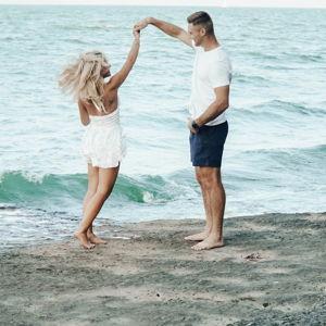 Alexandria Mohar and Tyler Zelinski's Wedding Registry on Zola