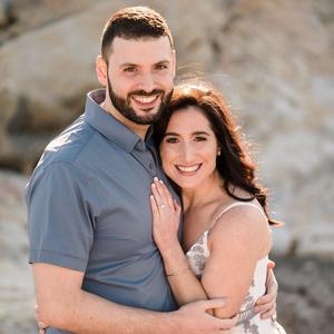 Alison Corwin and Giuseppe Urrata's Wedding Registry on Zola