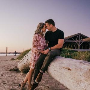 Amanda Warchol and Matthew Godbout's Wedding Registry on Zola