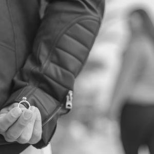 ASHLEY DAHL and STERGIOS TSILLIS's Wedding Registry on Zola