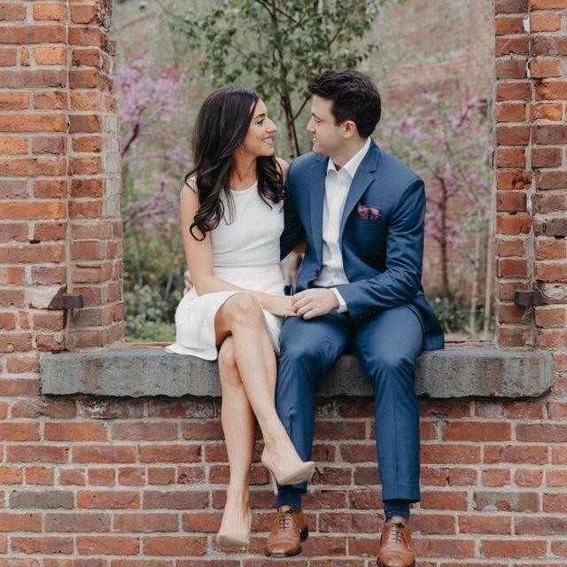 Sarah Berkley and Jonathan Abelson's Wedding Registry on Zola