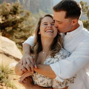 Victoria Fonte and Bretton Barefoot's Wedding Registry on Zola