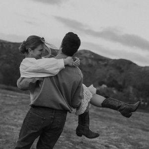 Taylor Hackbarth and Brock Robertson's Wedding Registry on Zola