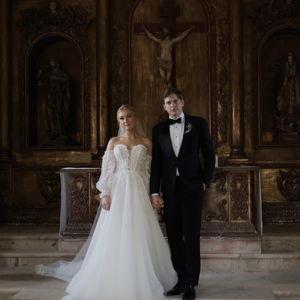 Brooke Barry and Jacob Van's Wedding Registry on Zola