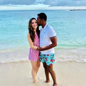 Caitlin Redmond and Carlos Reyes Cordero's Wedding Registry on Zola