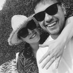 Laura Campbell and Thomas Perham's Wedding Registry on Zola