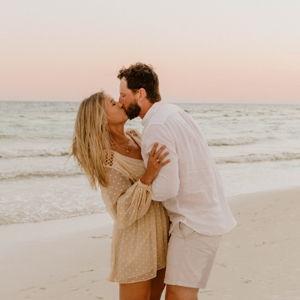 Caroline Hanson and Nick Chessar's Wedding Registry on Zola