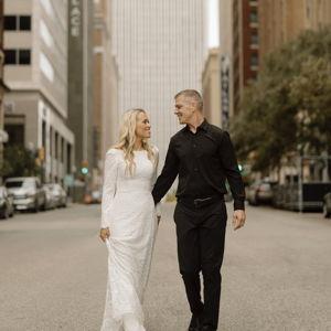 Carrie Colvard and Max McGuirk's Wedding Registry on Zola