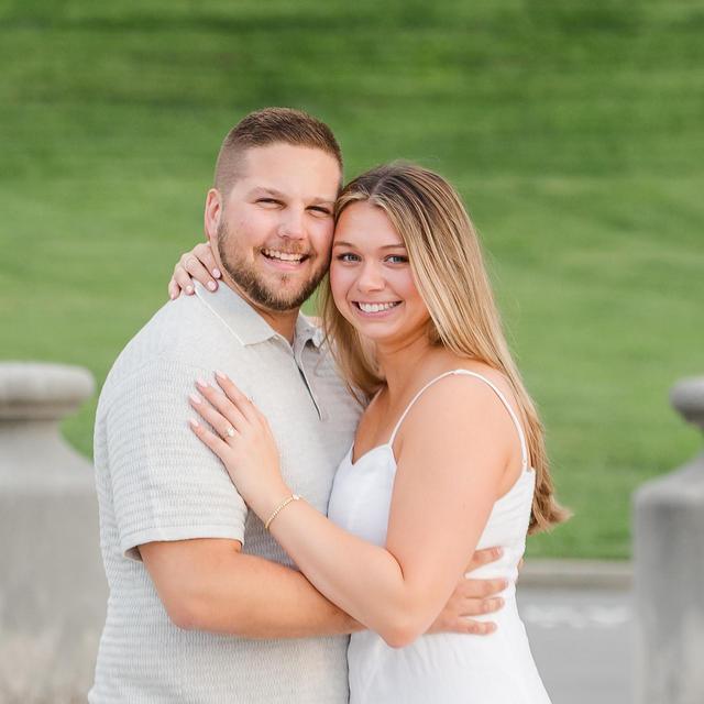 ashley-carroll-and-kyle-zabroski-s-wedding-registry-on-zola
