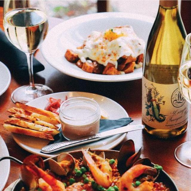 Amy Langenberg and Carter Caldarelli's Wedding Registry on Zola