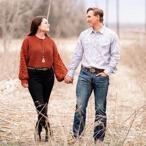 Cheyenne Mullins and Bailey Giffen's Wedding Registry on Zola