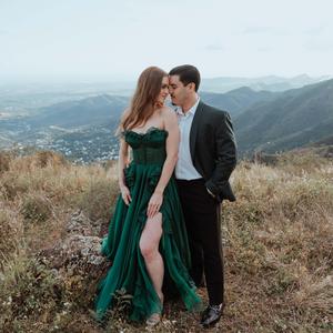 Christina Lopez and Yaniel Perez Nieves's Wedding Registry on Zola