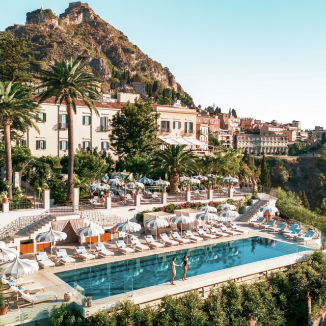 Sofia Melo and Michael Chunn's Wedding Registry on Zola