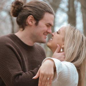 Clark Hills and Alleyna Davis's Wedding Registry on Zola