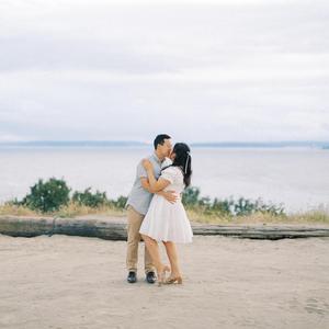 Brenda Villalobos and Clinton Carbonell's Wedding Registry on Zola