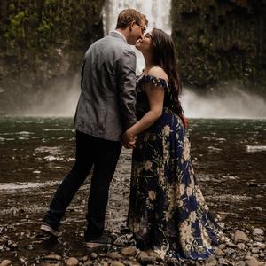 Cody Felts and Jacqueline Dominguez Acosta's Wedding Registry on Zola