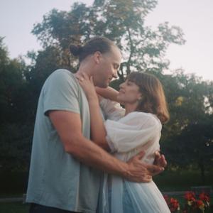 Courtney Pentimalli and Colin Hofer's Wedding Registry on Zola