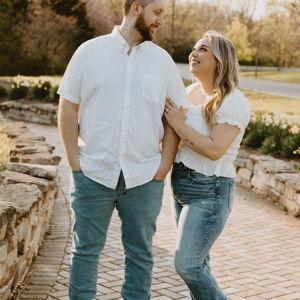 Courtney Overton and Garrett Compton's Wedding Registry on Zola