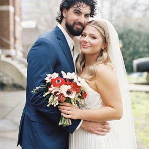 Lydia Olson and Dane Farrow's Wedding Registry on Zola