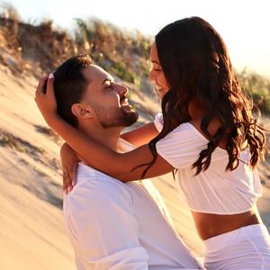 Jaden Velez and Derek Botelho's Wedding Registry on Zola