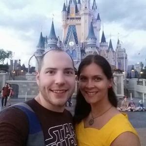 Diane Schneider and Russell Weigandt's Wedding Registry on Zola