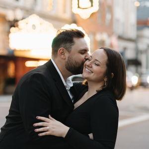 Kelly Dineen and Tyler Strong's Wedding Registry on Zola