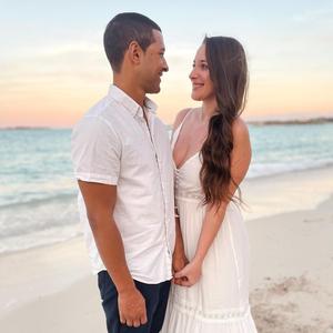 Kelly Dunn and Devin Devoy's Wedding Registry on Zola