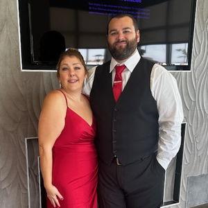 Elizabeth Sexton and James Sasser's Wedding Registry on Zola