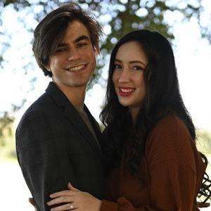 Ellen Grappe and Nathan Hartley's Wedding Registry on Zola