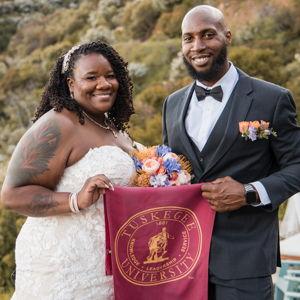 Endya High and Justin Jones's Wedding Registry on Zola