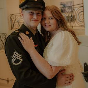 Danielle Wetzel and Preston Estep's Wedding Registry on Zola