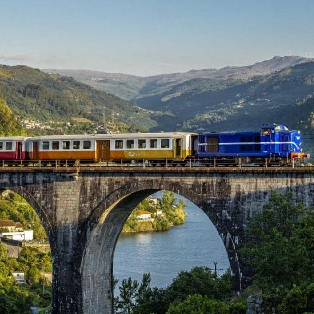 Rebecca Eustace and Adam Reed's Wedding Registry on Zola