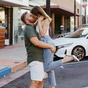Hannah Rose Mercer and Bradley Gordon Dern's Wedding Registry on Zola