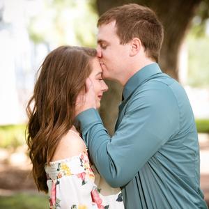 Haley Mewborn and Jonathan Foster's Wedding Registry on Zola