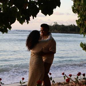 Quilamun Neiufi and Frances Sharma's Wedding Registry on Zola