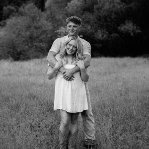 Hannah Greenfield and Miles Beall's Wedding Registry on Zola