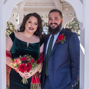 Kyle Gugel and Sara Gugel's Wedding Registry on Zola