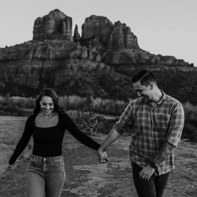 Connor Hirsh and Haley Thomsen Hirsh's Wedding Registry on Zola