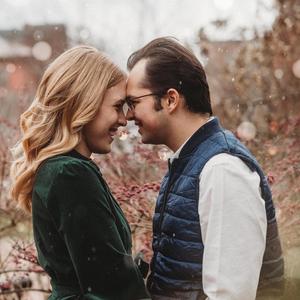 Hannah Foster and Justin Bayly's Wedding Registry on Zola