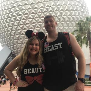 Hayley McNeill and Derick Hallmark's Wedding Registry on Zola