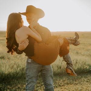 Kayla Lorraine Grimes and Holden Scott Springer's Wedding Registry on Zola