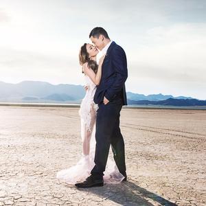 Heidi Riego and Jonathan Mullally's Wedding Registry on Zola