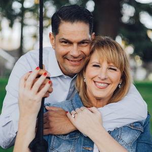 Horacio Enriquez and Lisa Carr's Wedding Registry on Zola
