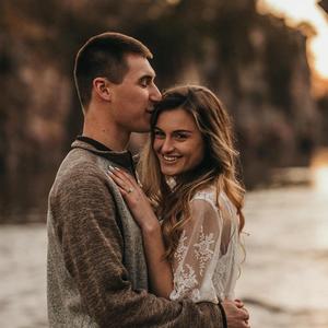 Isabel Blume and Logan Schentzel's Wedding Registry on Zola