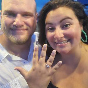 Jacalyn Thomas and Jacob Murrin's Wedding Registry on Zola