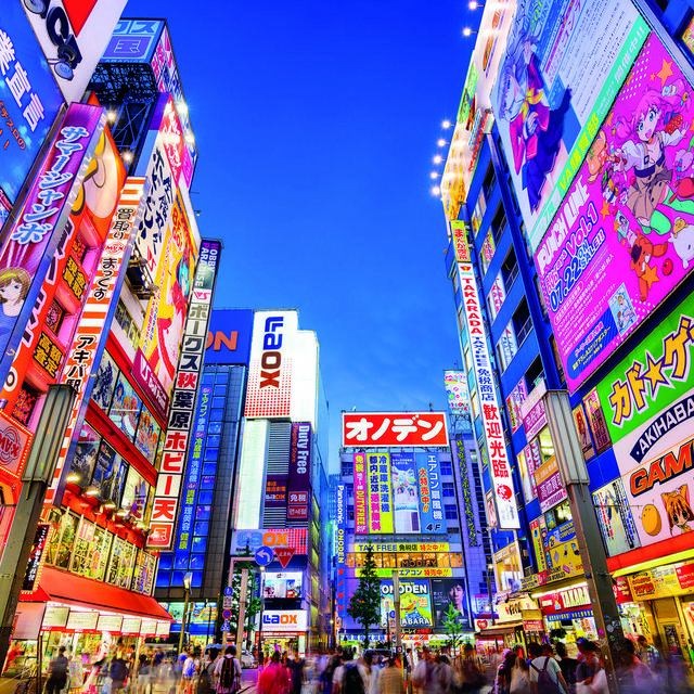 Karina Ortiz and Jacob Valadez's Wedding Registry on Zola