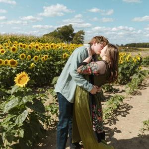 Lea Froelich and Jacob Eberly's Wedding Registry on Zola