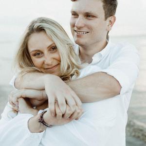 Jacqueline Rahl and Jonathon Dunford's Wedding Registry on Zola