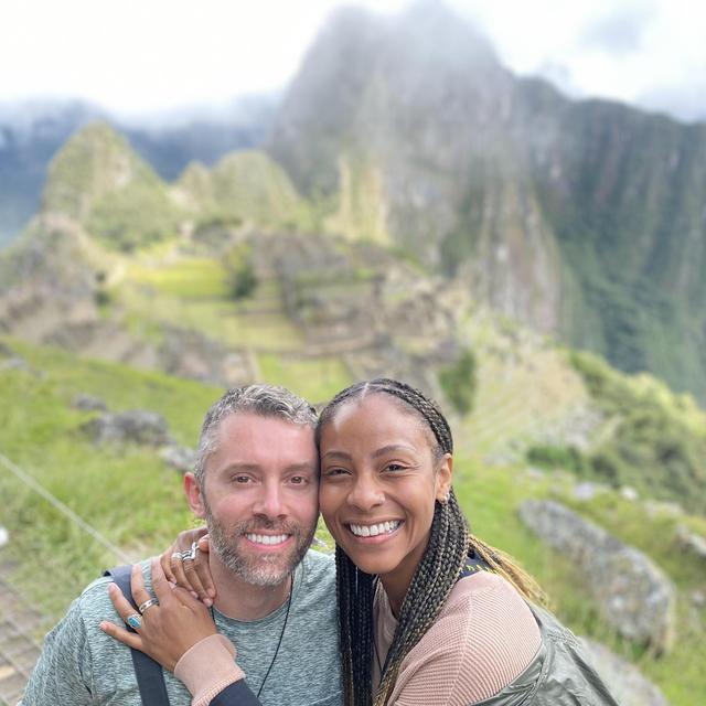 Janae Bell and Brian Hollars's Wedding Registry on Zola